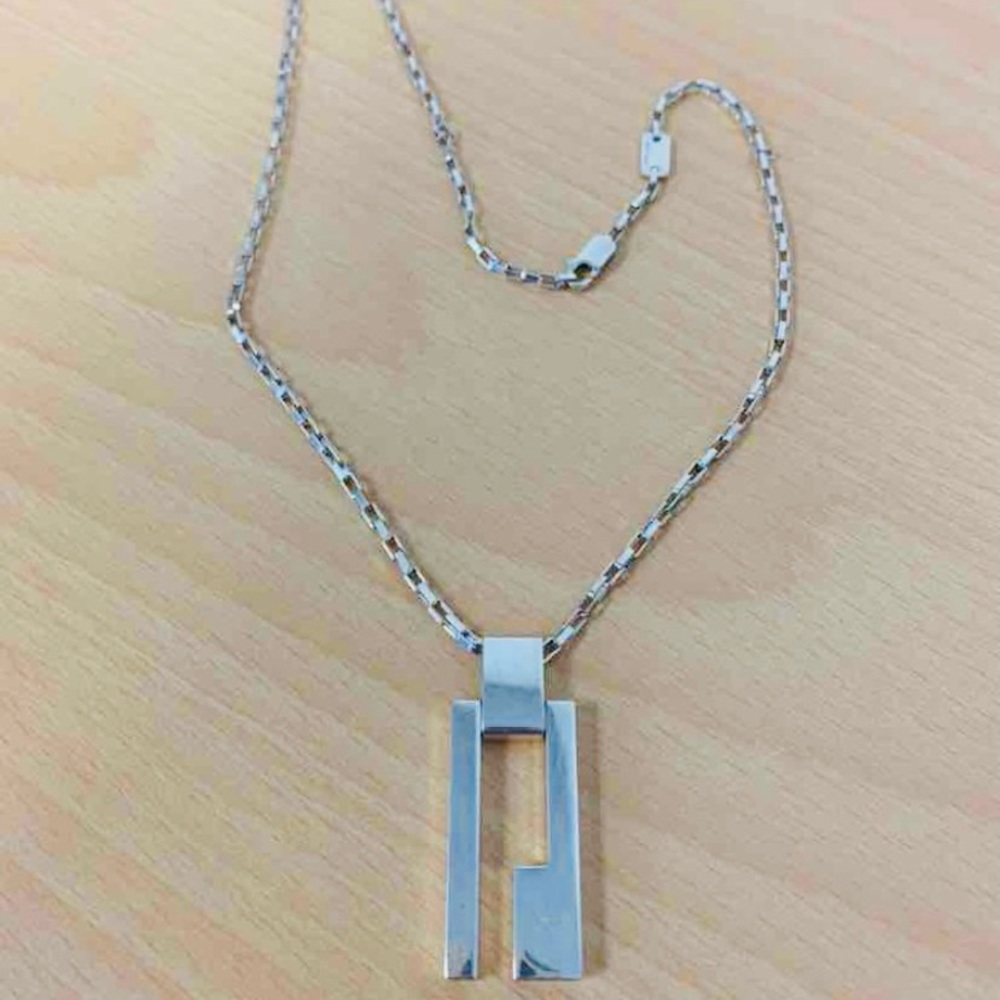 Authentic Gucci Link Chain 18”, Gucci Logo 925 Sterli… - Gem